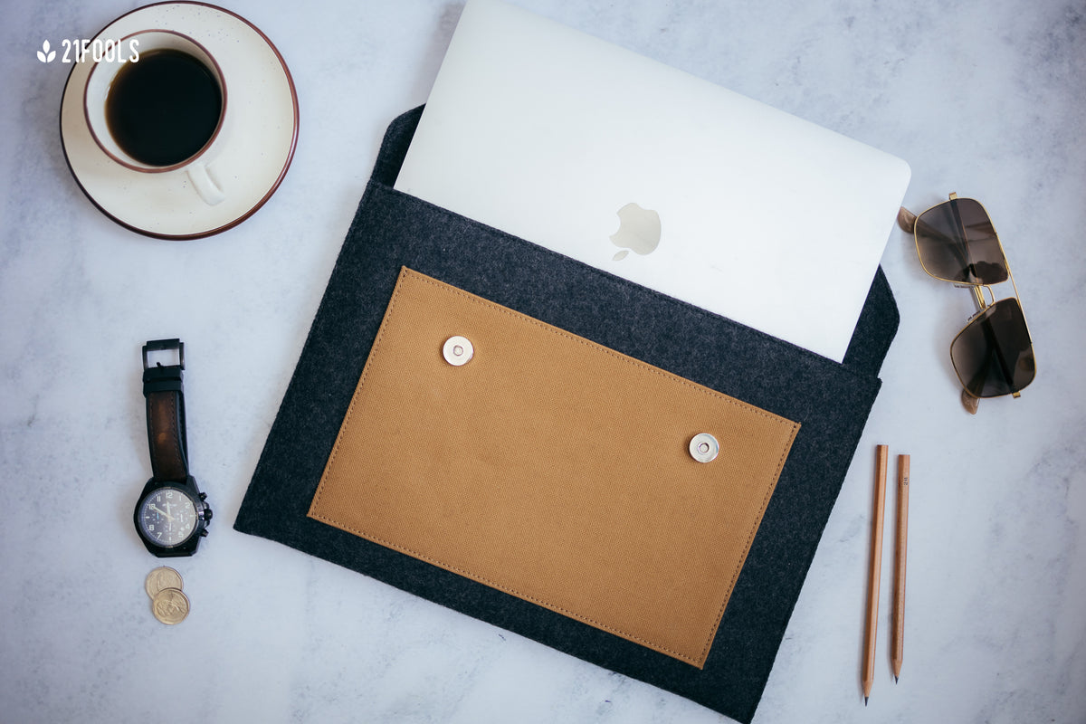 Laptop Sleeve – 21 Fools